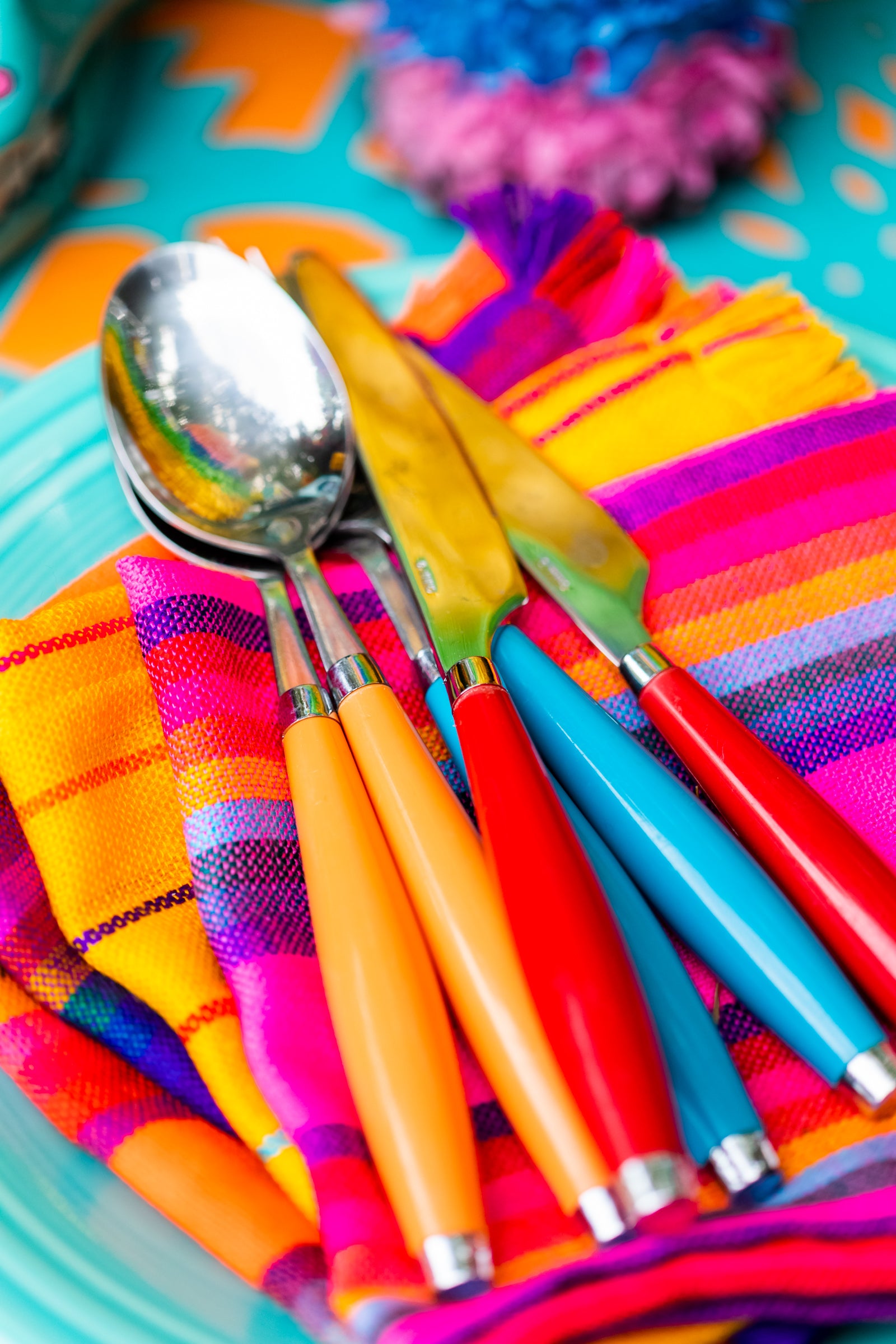 Mexican Fabric Napkins, Bulk Set of 6 Striped Assorted Colors – MesaChic